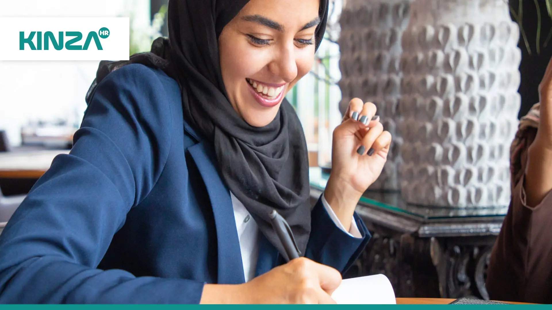 UAE Work Permit: Requirement & Process [Complete Guide]